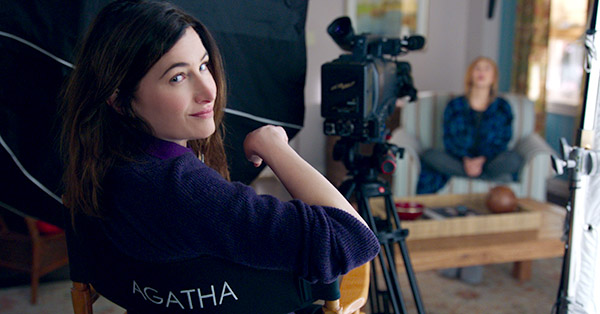 How WandaVision Recreated the Sitcoms of the Scarlet Witch’s Childhood ...