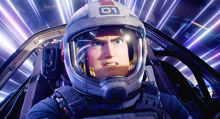 Lightyear First Reviews: An Exhilarating, Visually Spectacular Sci-Fi ...