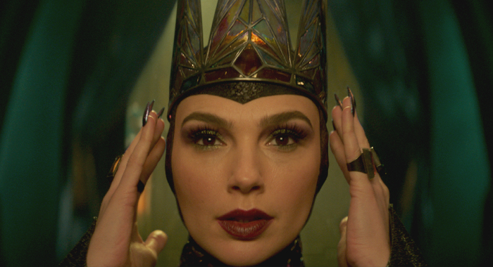 Disney’s Snow White First Reviews: Rachel Zegler Radiates Charisma in a ...